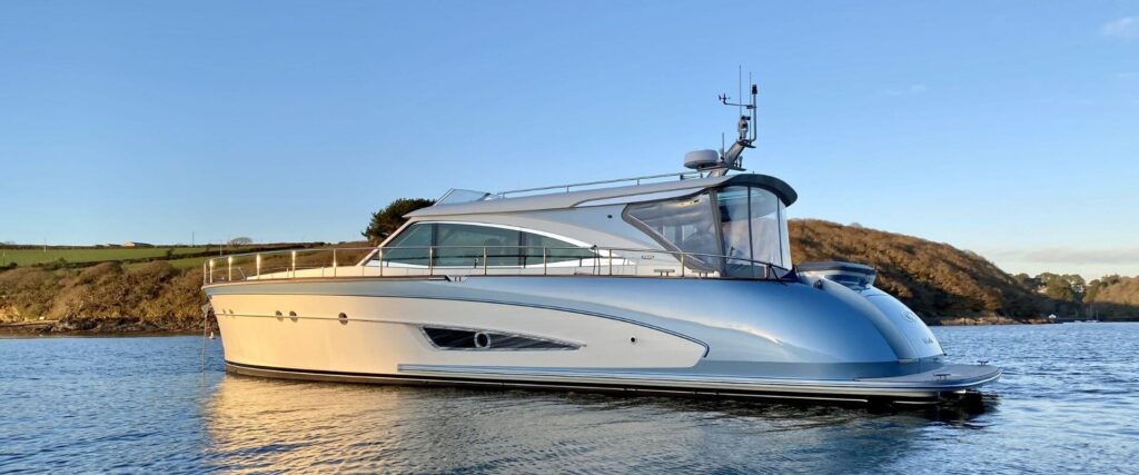 Mulder Healey MK1 Review By Motor Boat & Yachting | Healey Marine